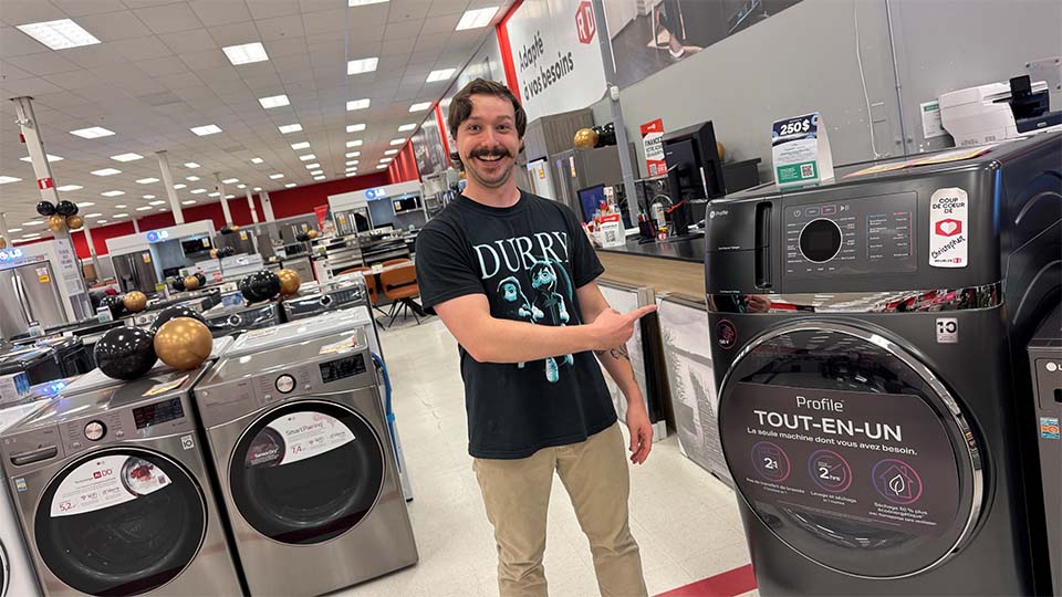 Meubles RD en mode VIP! - Beauce.tv